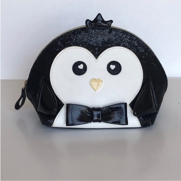 Betsey Johnson | Bags | Betsey Johnson Penguin Bag Black Glitter ...